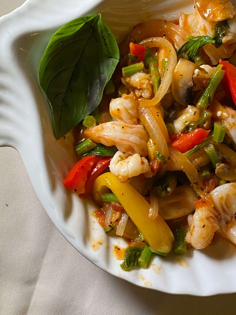 Gallery - Friendlier Pizza 1976 Pizzeria Restraurant