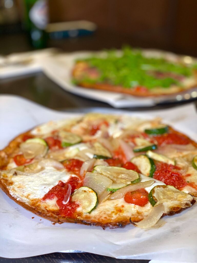 Gallery - Friendlier Pizza 1976 Pizzeria Restraurant